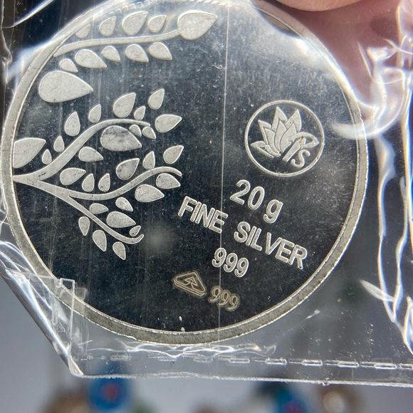 Other | 2g Fine Silver Coin With Leaf Design | Poshmark